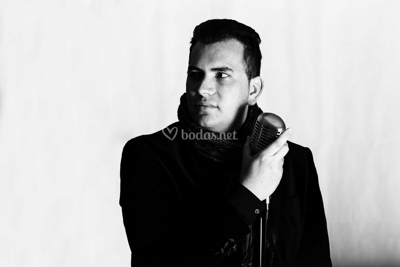 Pablo Plaza Singer
