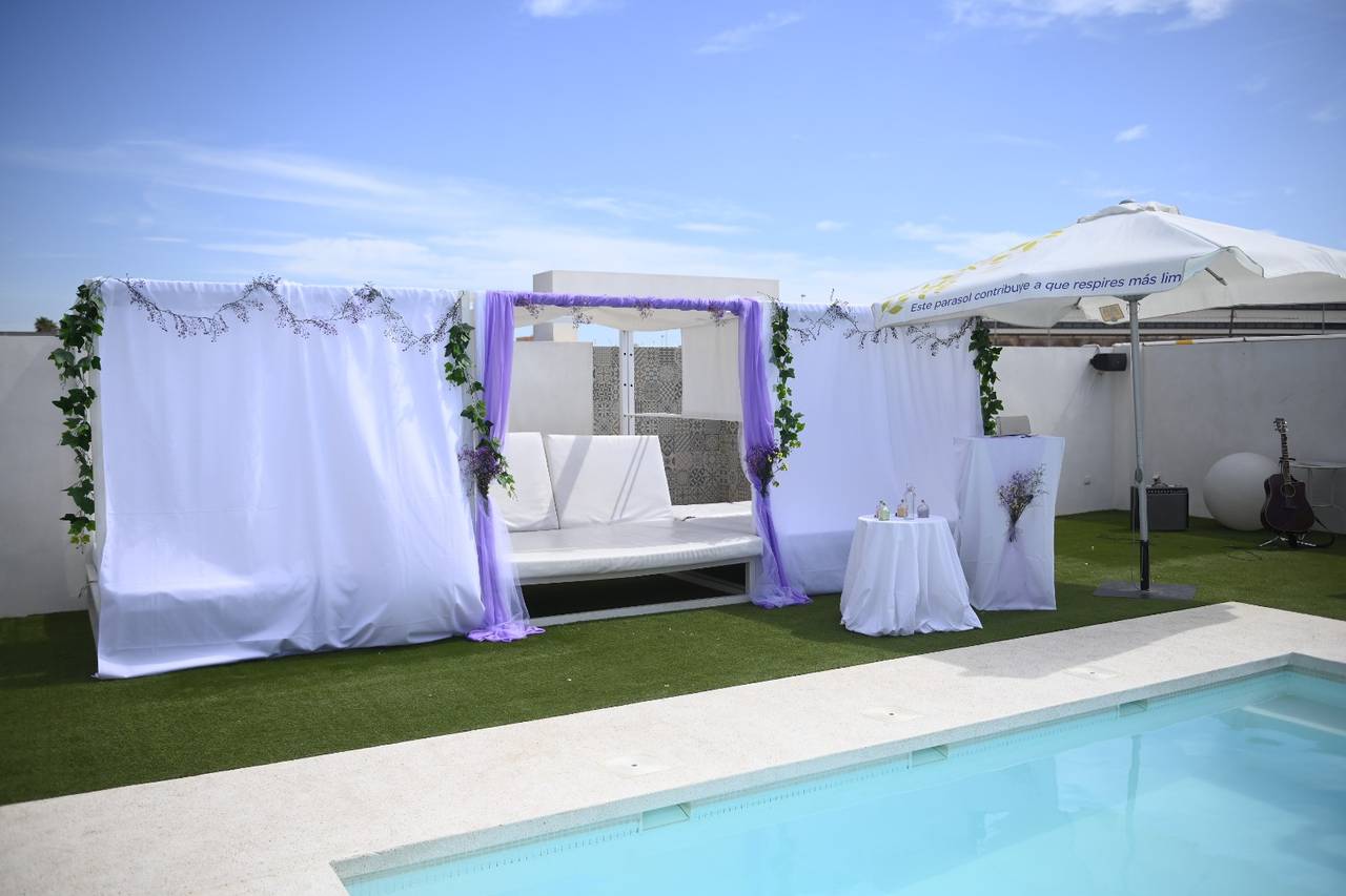 Caliza Pool Bar - Consulta disponibilidad y precios