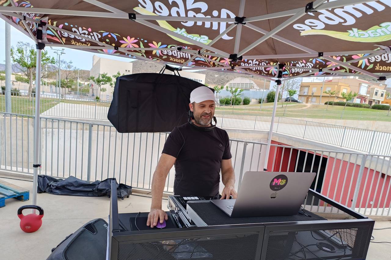 MJ DJ - Consulta disponibilidad y precios