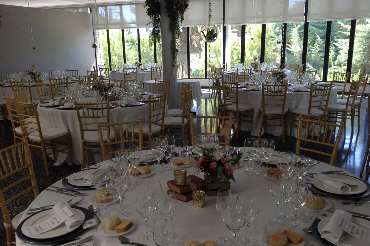 Restaurante Club de Tenis - Consulta disponibilidad y precios
