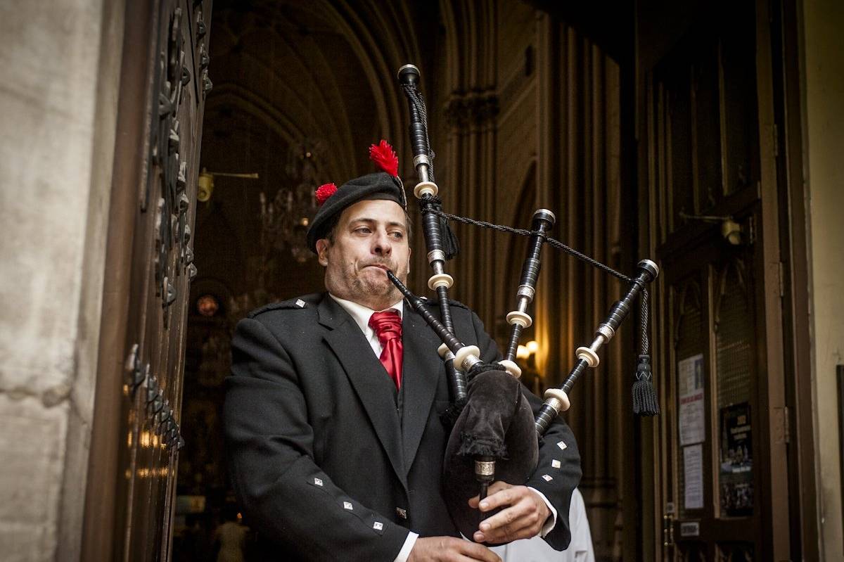 Piper Iñaki - Gaitero escocés - Consulta disponibilidad y precios