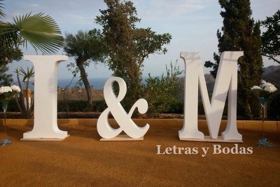 Letras y bodas - Letras decorativas - Consulta disponibilidad y precios